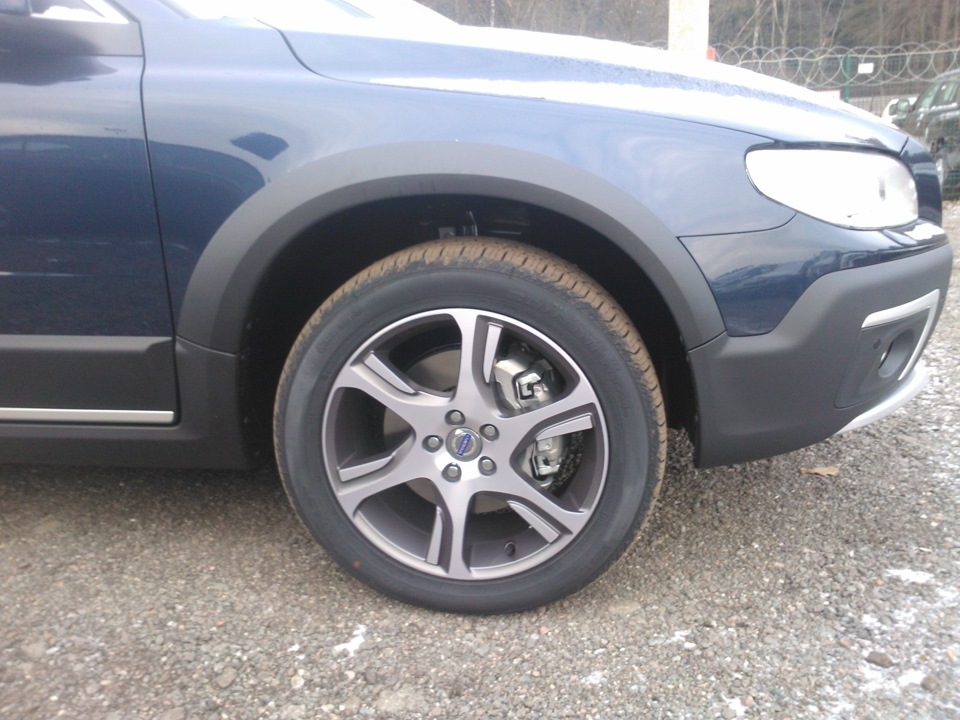 Конти Айс Контакт 4Х4 HD — Volvo XC70 III, 2014 года | шины | DRIVE2