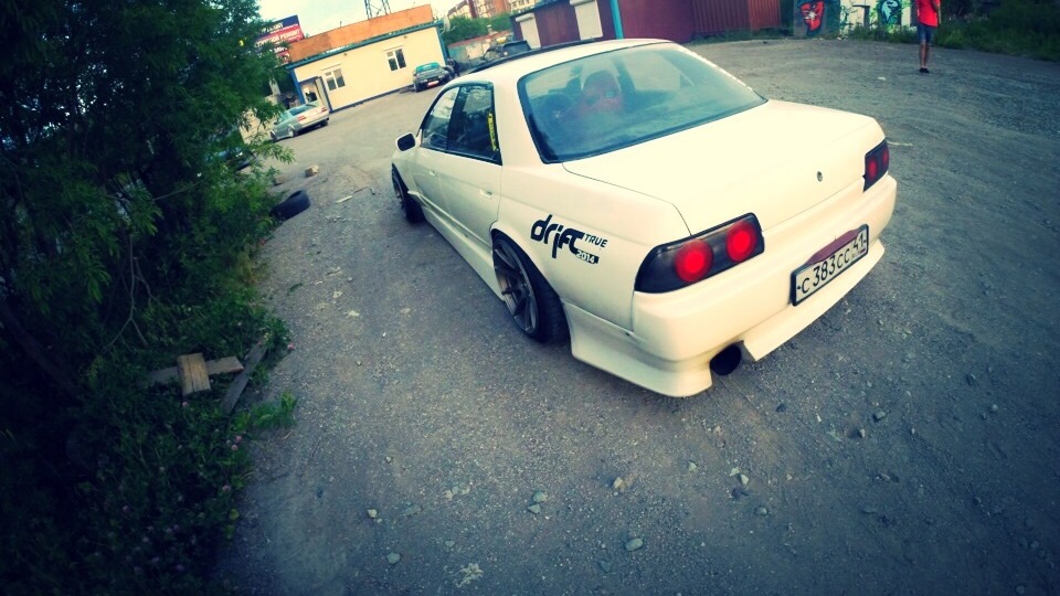 Nissan Skyline (R32) 2.5 бензиновый 1990 | 4dr на DRIVE2