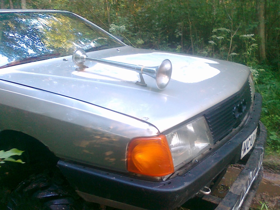 гудок от фуры — Audi 100 (C3), 4,2 л, 1987 года | аксессуары | DRIVE2