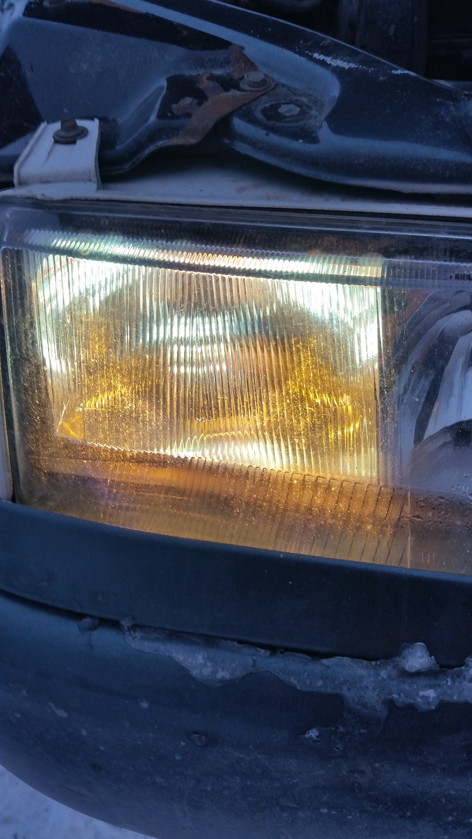 Замена ламп ближнего света — Lada 21121, 1,6 л, 2007 года | электроника ...