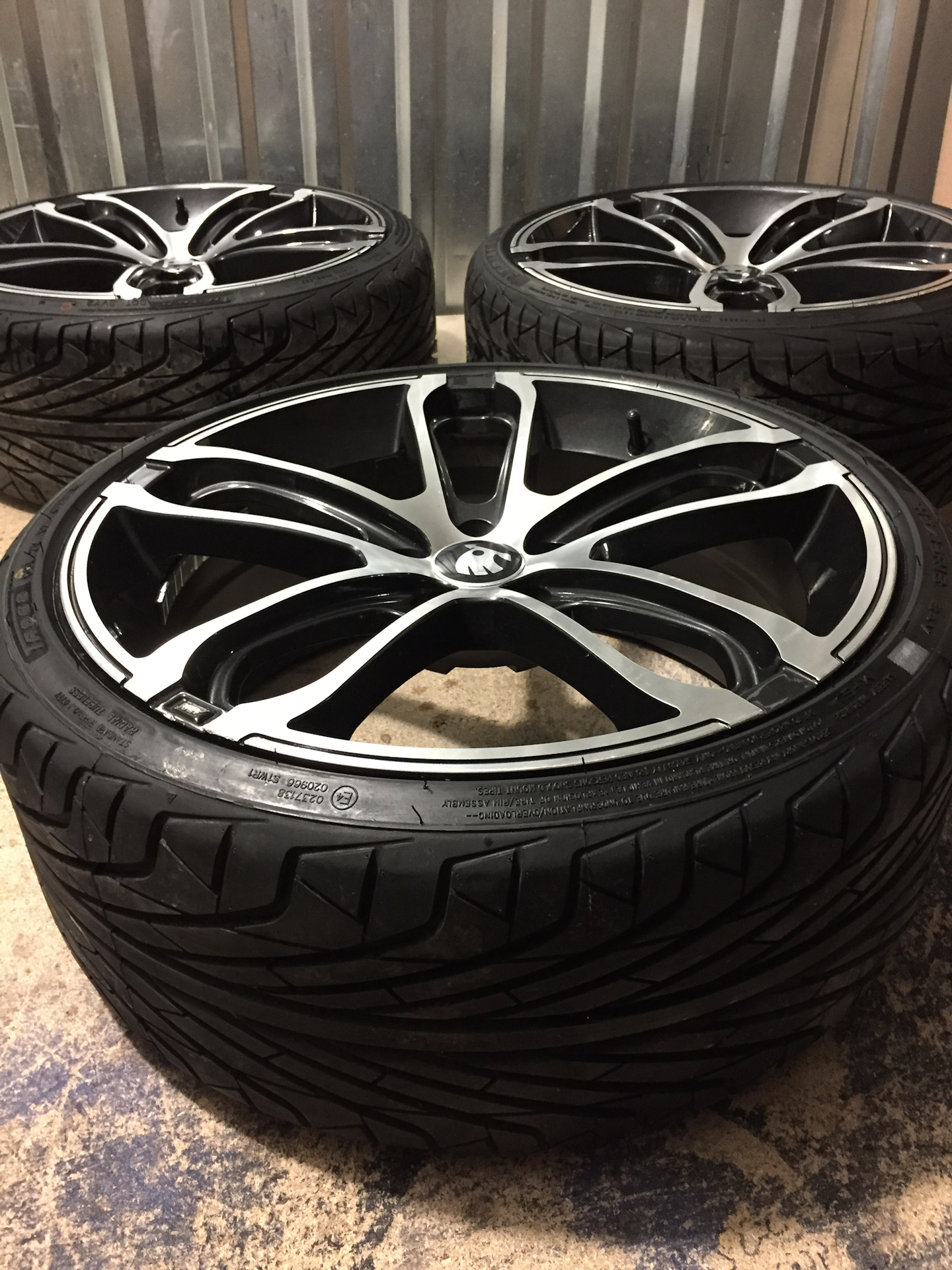 Замена резины с 205/35/18 на 215/35/18 — DRIVE2