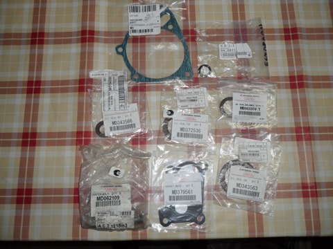 MD062109 КОМПЛЕКТ ПРОКЛАДОК, БЛОК-КАРТЕР ДВИГАТЕЛЯ Mitsubishi ...