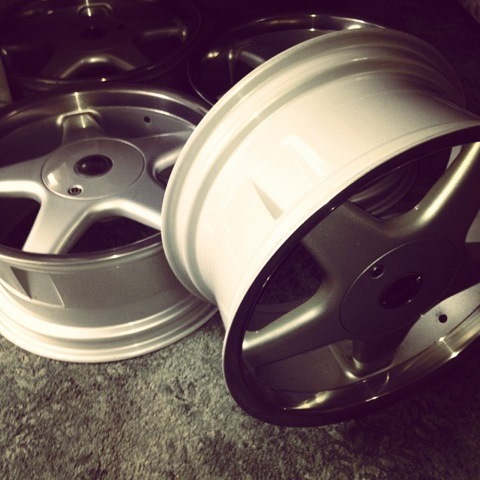 Примерка 17" J8 Borbet RST 18 — Saab 9000, 2 л, 1997 года | колёсные ...