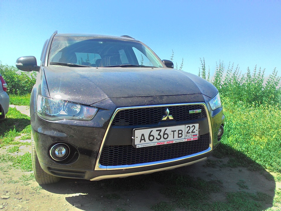 Шильдик RALLIART — Mitsubishi Outlander XL, 2,4 л, 2011 года ...