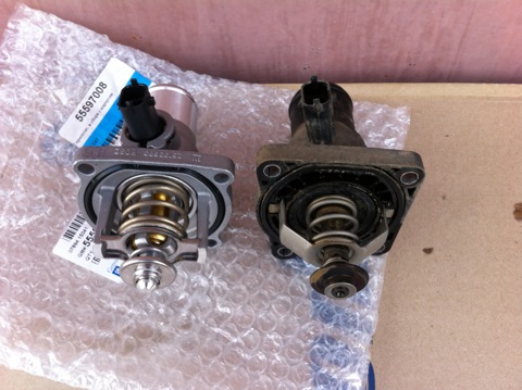 55597008 Термостат в корпусе (105*C) / Chevrolet Aveo, Lacetti, Cruze1 ...