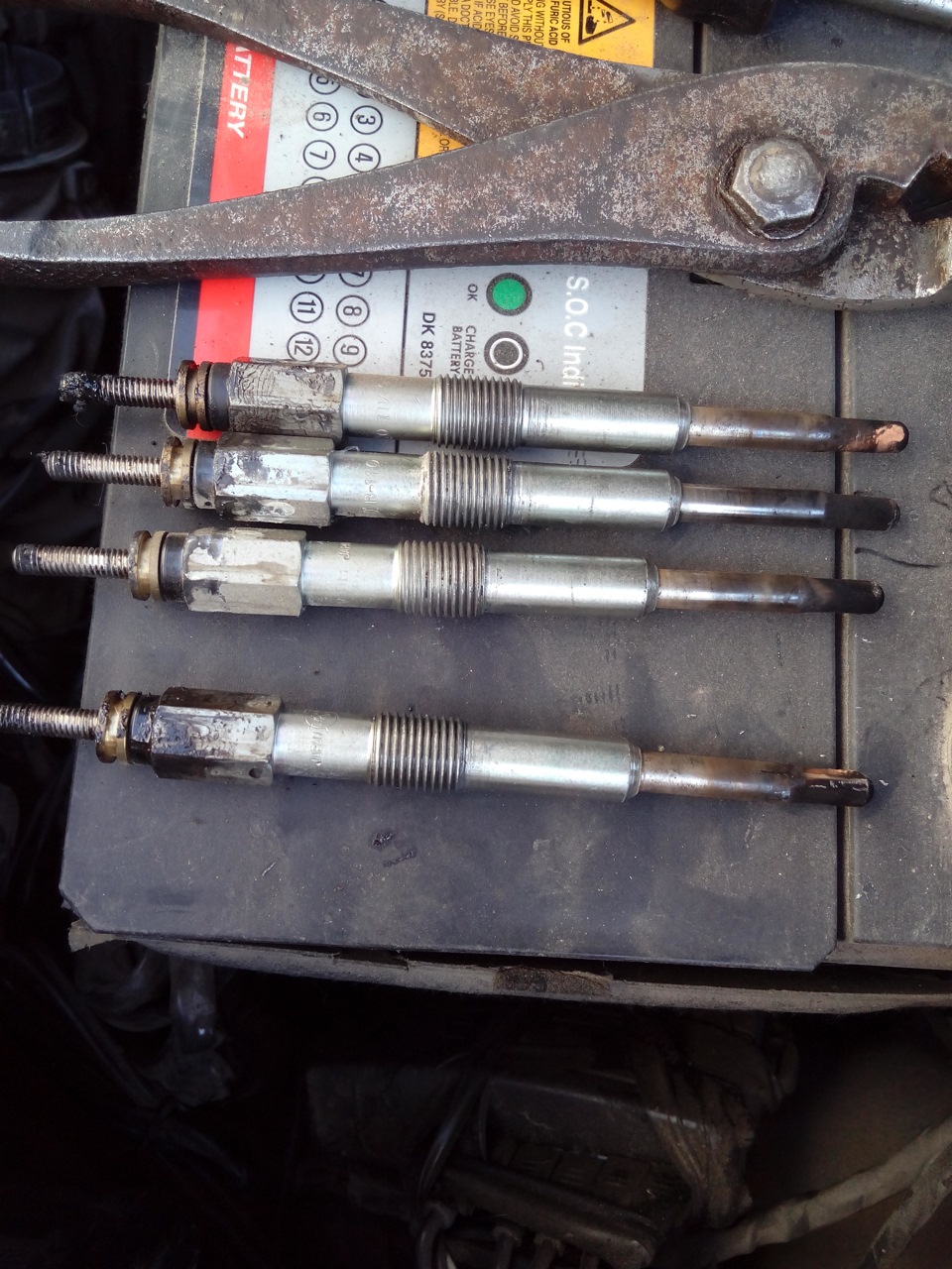 Свечи — Hyundai Santa Fe (2G), 2,2 л, 2009 года | плановое ТО | DRIVE2