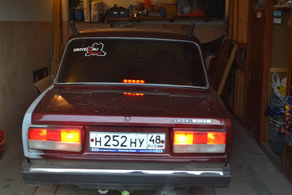 растонировал передние стёкла, а зад для прикола растонировал =) — Lada ...