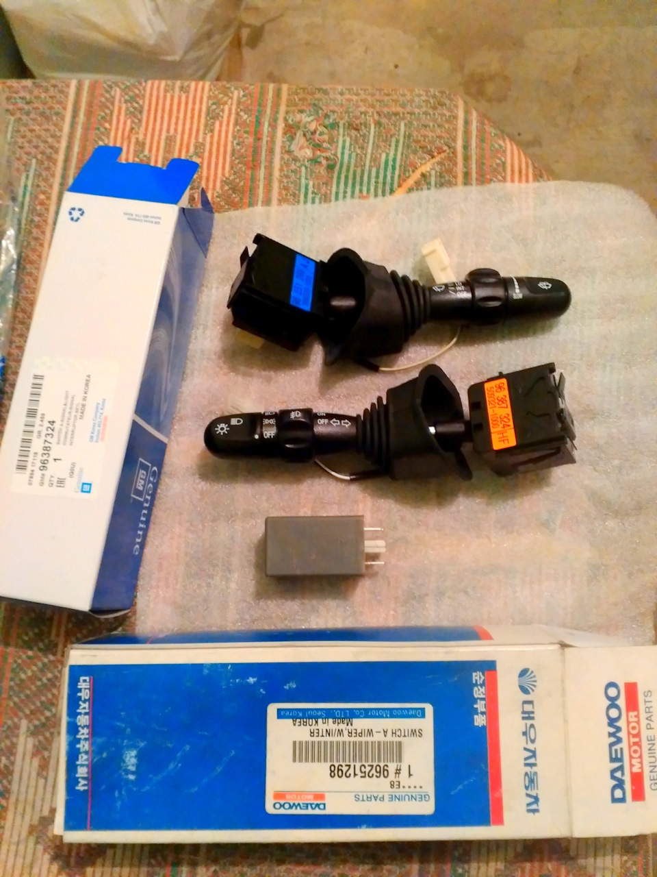 96387324 Переключатель света, поворотов и противотуманных фар GM ...