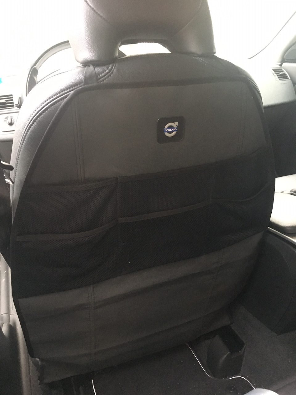 Защитная накидка на кресло 6815902 / 31428081 — Volvo V50, 2 л, 2010 ...