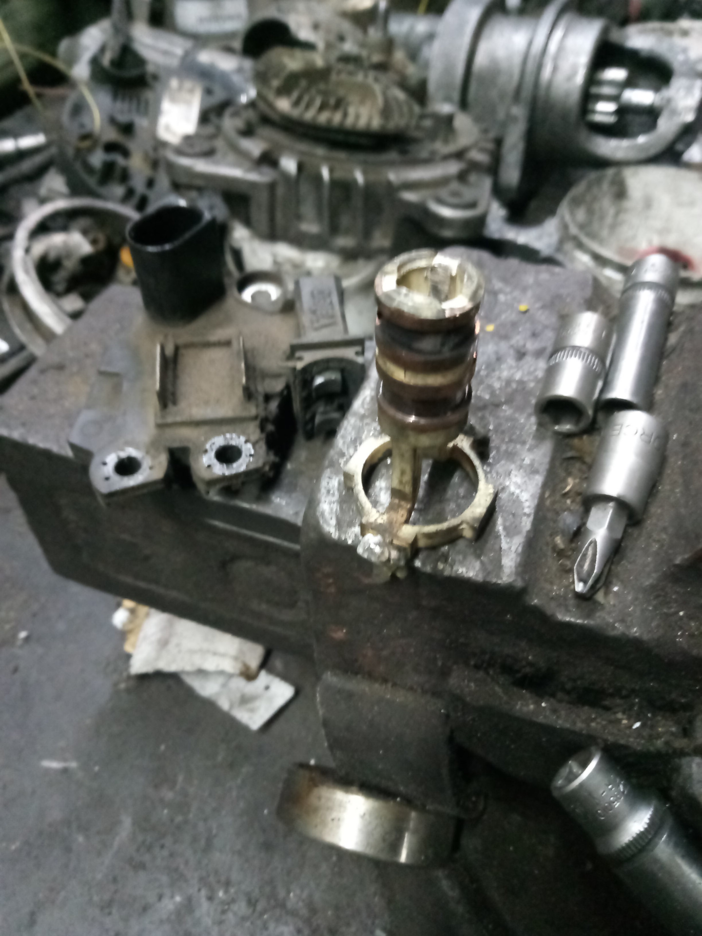 Об относительности слова "везение" — Audi A4 (B8), 2 л, 2008 года ...