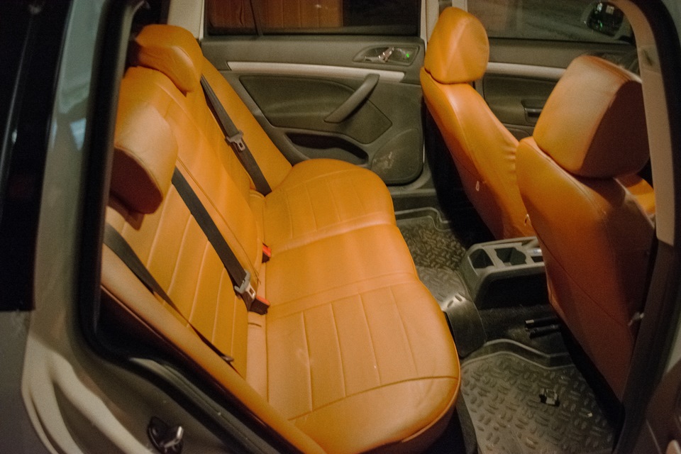 Чехлы из экокожи на Škoda Octavia II (A5) универсал. — DRIVE2