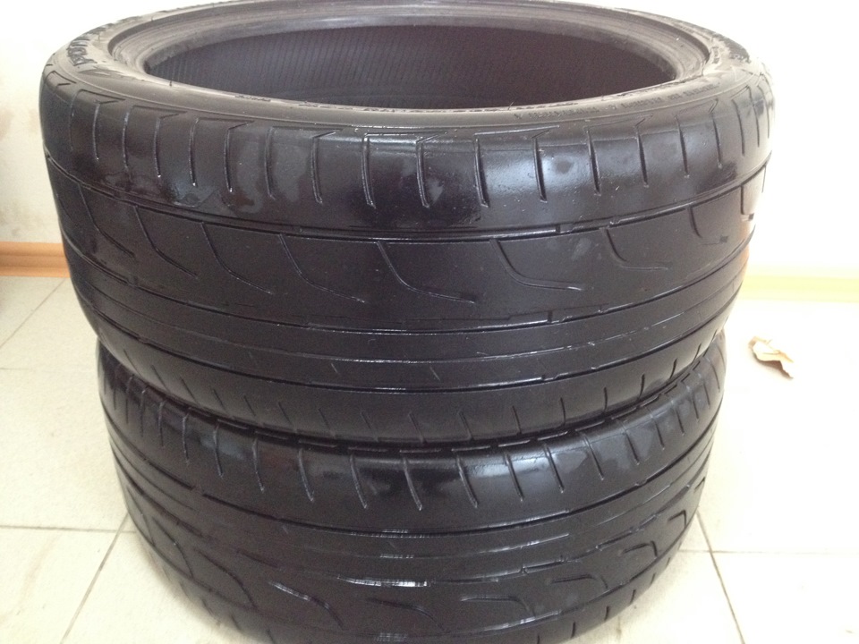 Продам 2 колёса Bridgestone Potenza RE001 Adrenalin 235/40/R18 95W — DRIVE2