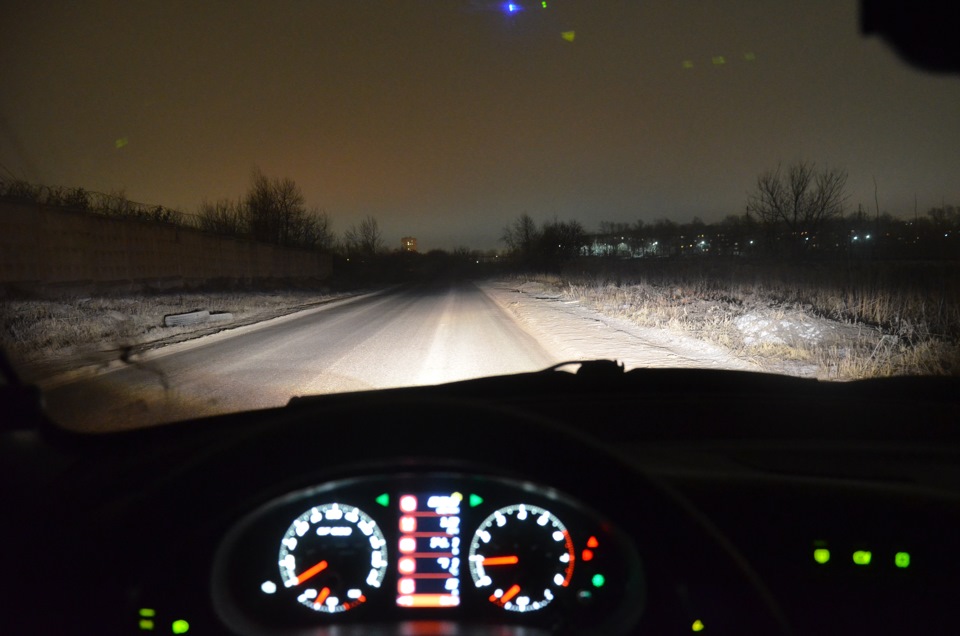 А вот и освещение с ксеноном Fast bright F5 55w в билинзах — Lada 21101 ...