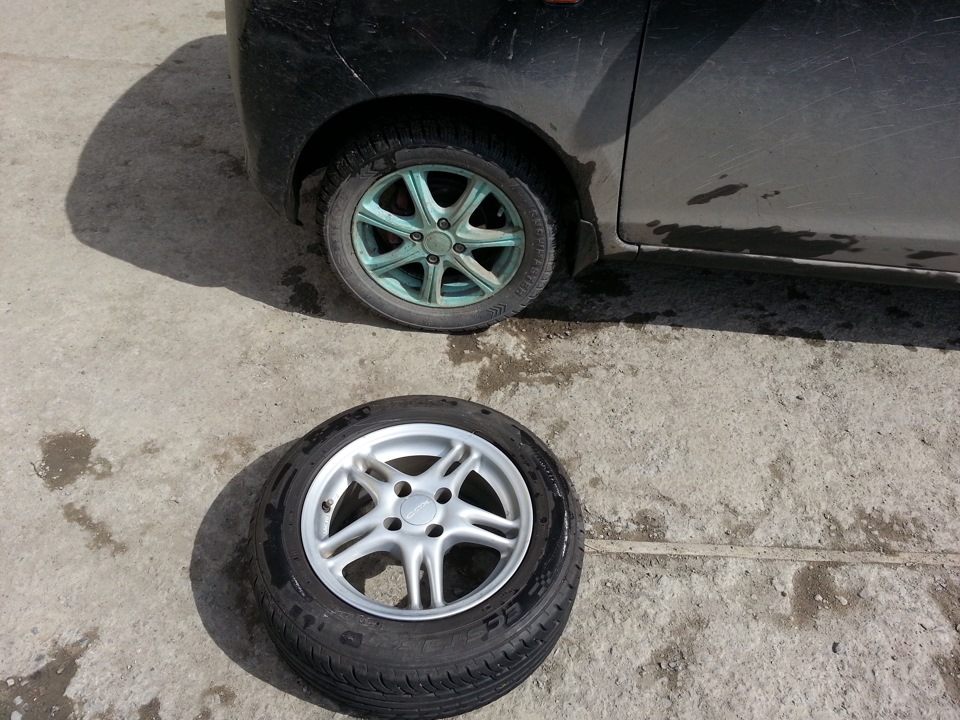 Новые колеса ч.1 или Операция "БОРЬБА ЗА МИЛИМЕТРЫ" — Honda Life (JB5/JB6/JB7/JB8), 0,7 л, 2009 ...