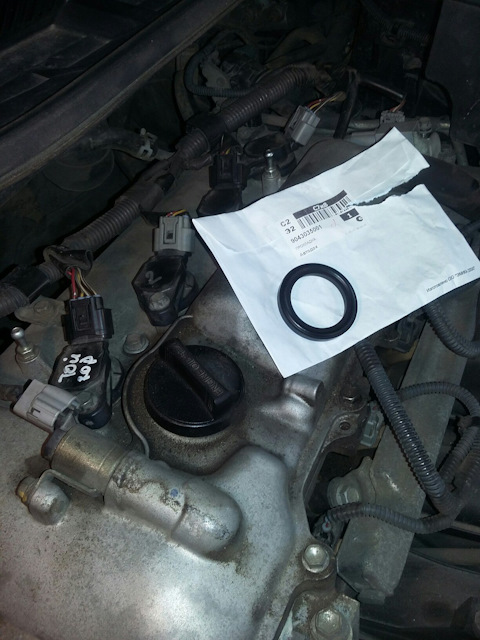 9043035001 Крышка маслозаливной горловины TOYOTA LEXUS | Запчасти на DRIVE2