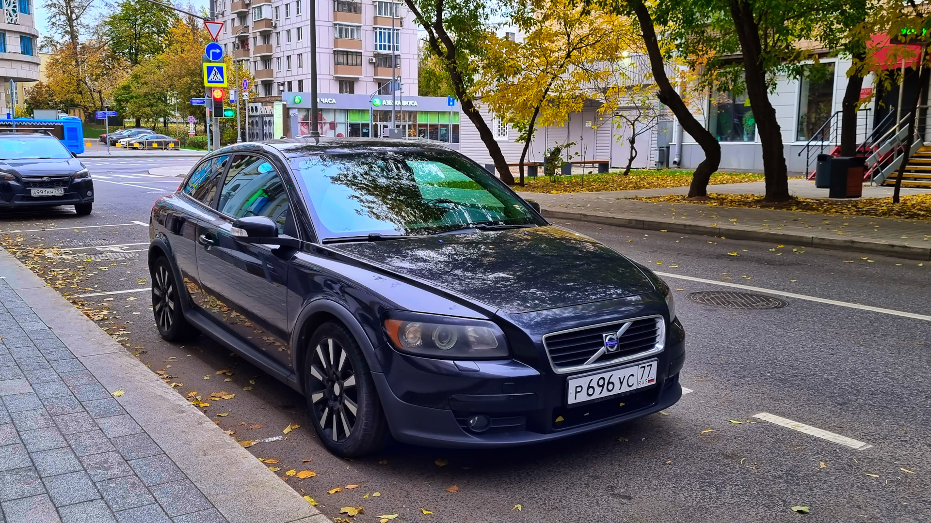 Volvo C30 2.4 бензиновый 2007 | Volvo c30 2.4i на DRIVE2
