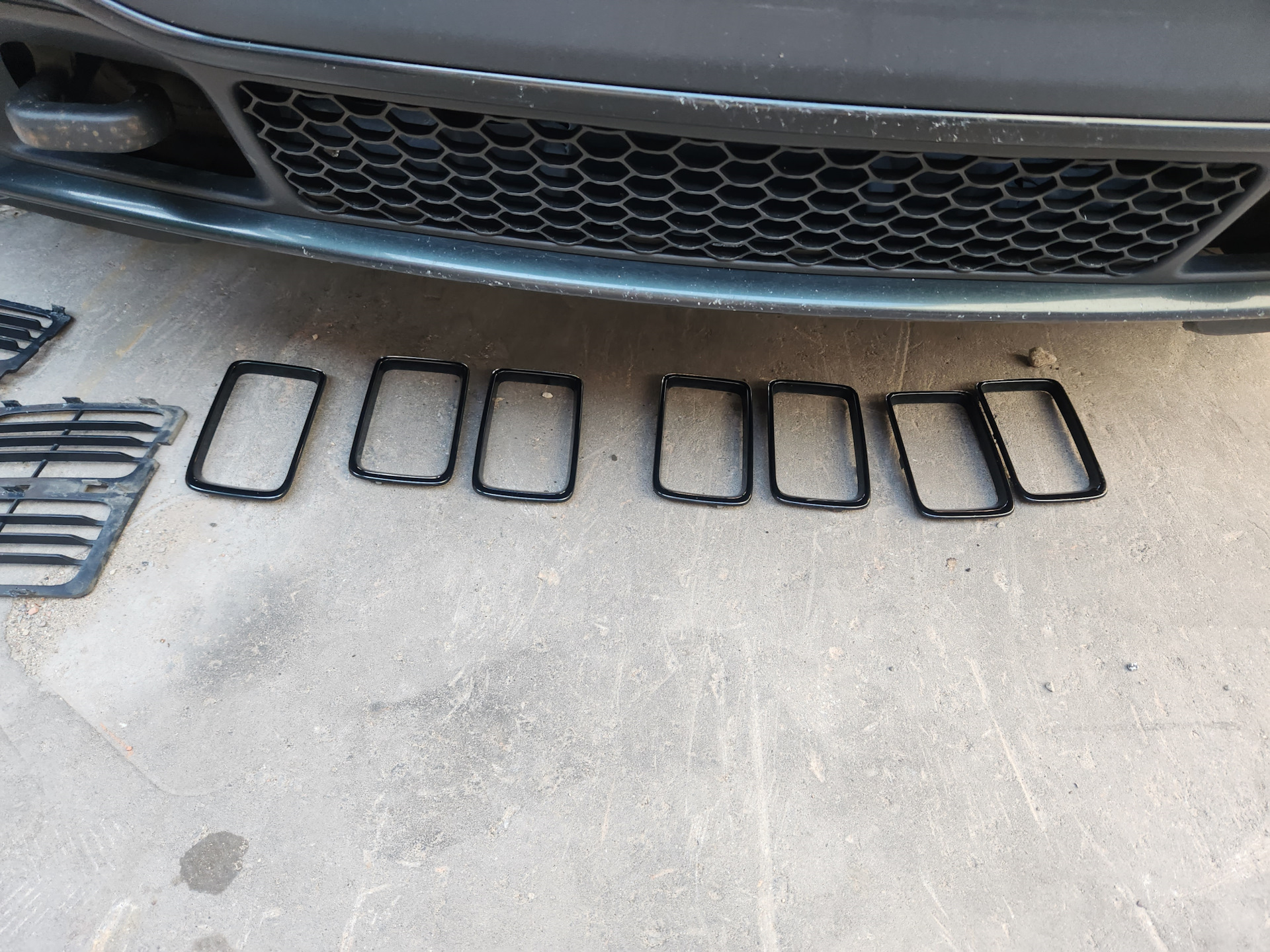 Замена решетки радиатора — Jeep Grand Cherokee (WK2), 3,6 л, 2014 года ...