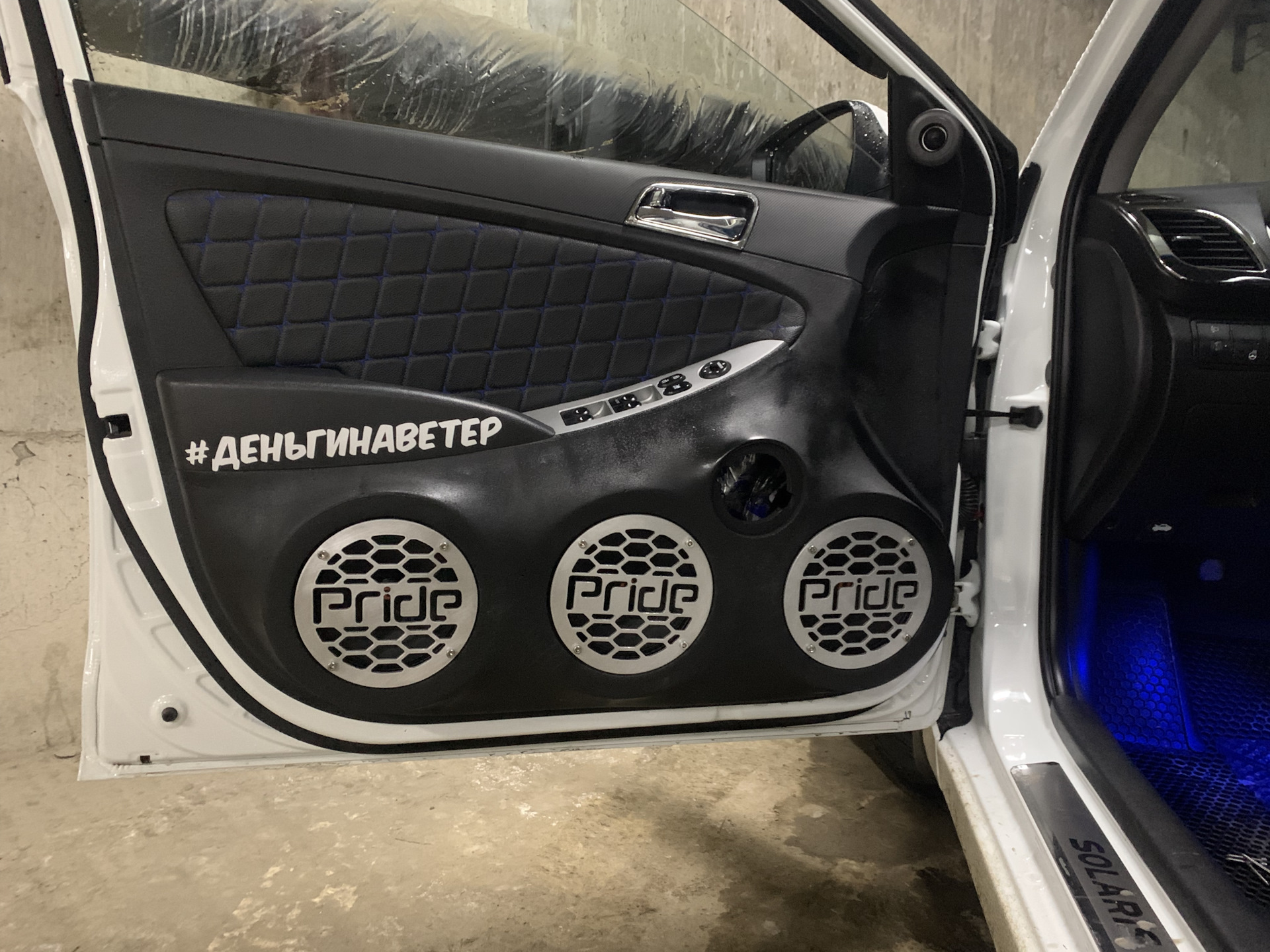 Грили на динамики — Hyundai Solaris, 1,6 л, 2013 года | автозвук | DRIVE2