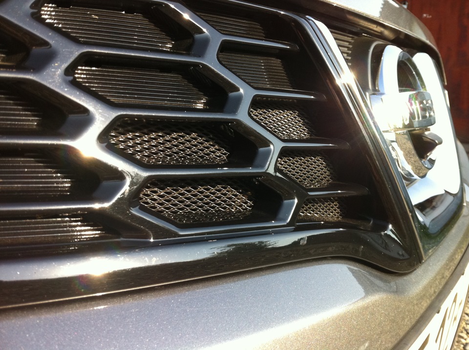 15. Сетка в бампер! — Nissan Qashqai (1G), 1,6 л, 2012 года ...