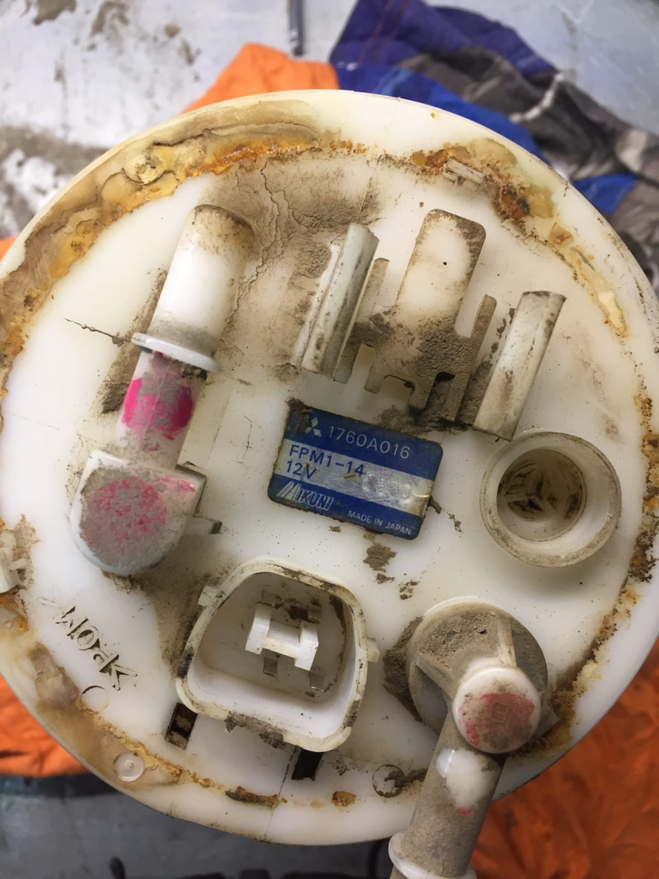 1760A016 Насос топливный электрический погружной в сборе Mitsubishi ...