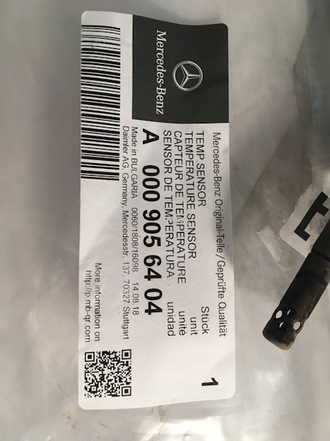 A0009056404 Датчик температуры воздуха Mercedes | Запчасти на DRIVE2