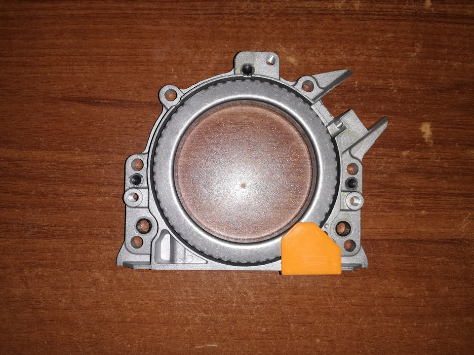 Замена заднего сальника коленвала. — Volkswagen Golf Mk4, 1,4 л, 2001 ...