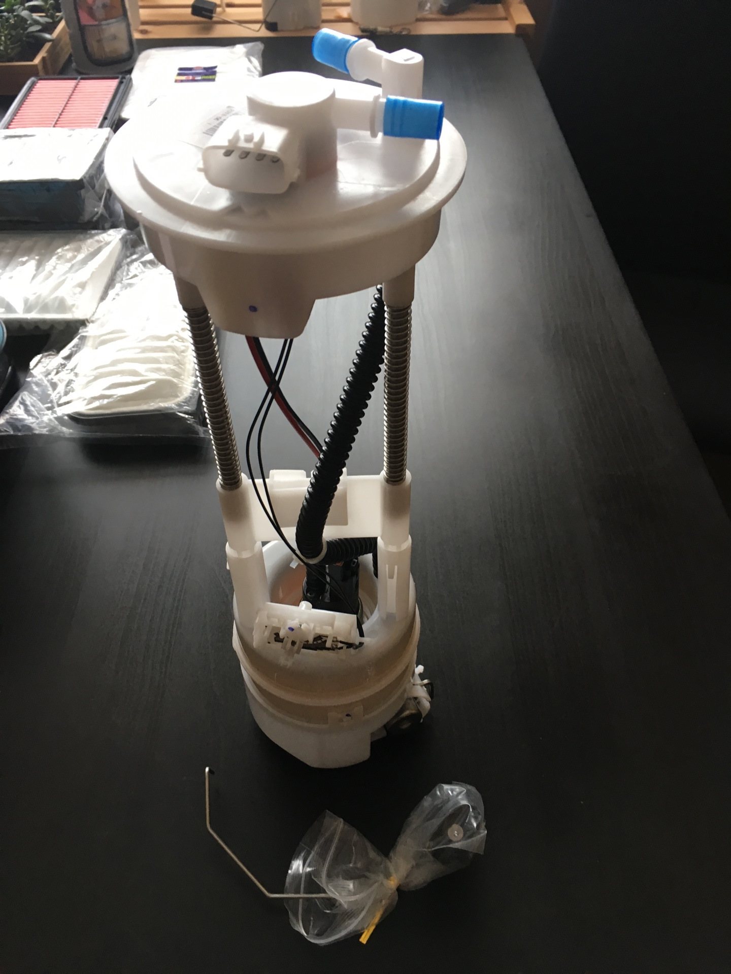 Бензонасос в сборе Nissan Navara 17040-JR50A — Mir Filtrov на DRIVE2