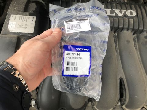 30677494 Крышка маслозаливной горловины Volvo | Запчасти на DRIVE2