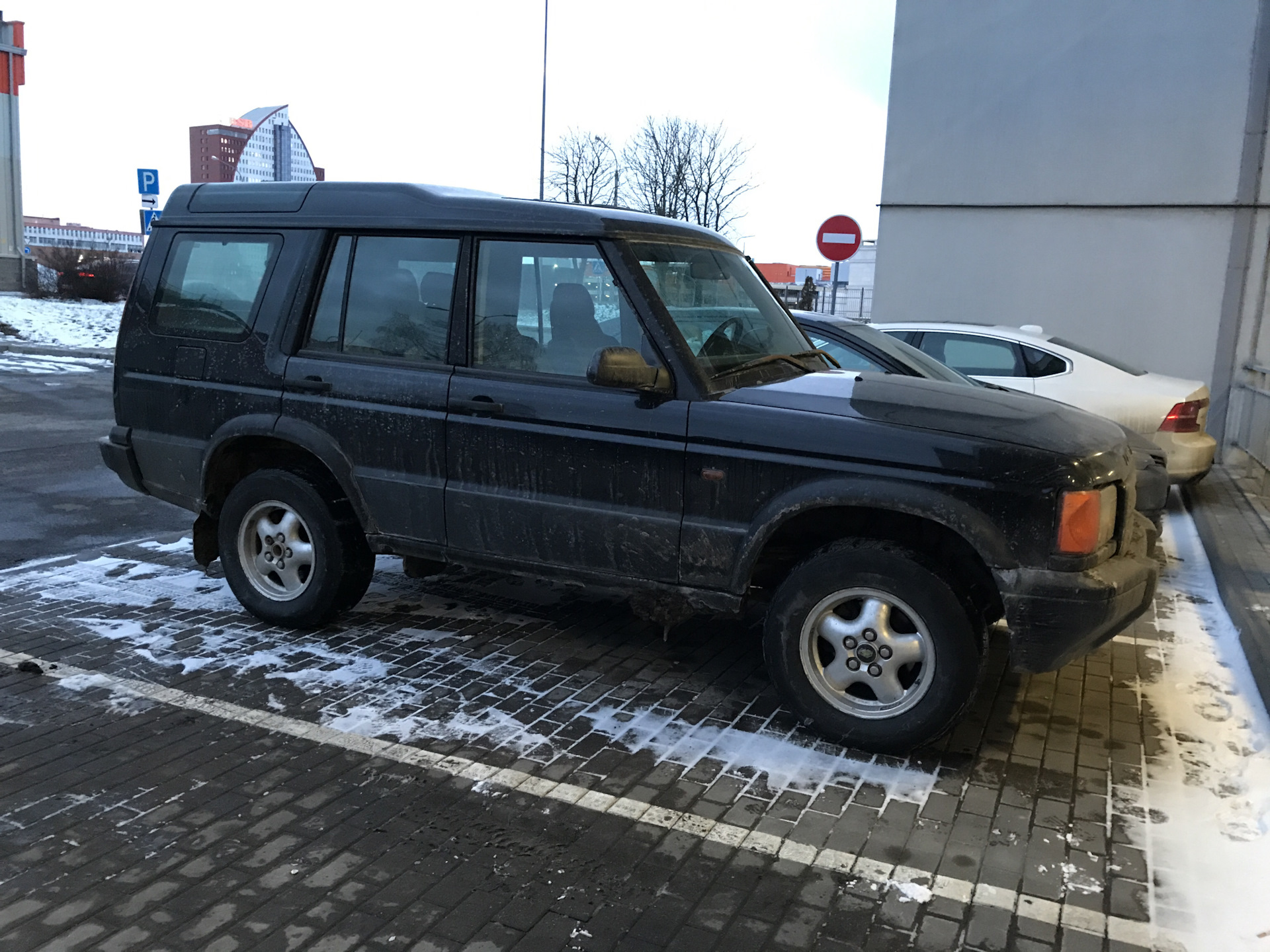 Ни шагу назад! Первая неделя. — Land Rover Discovery II, 2,5 л, 2000 ...
