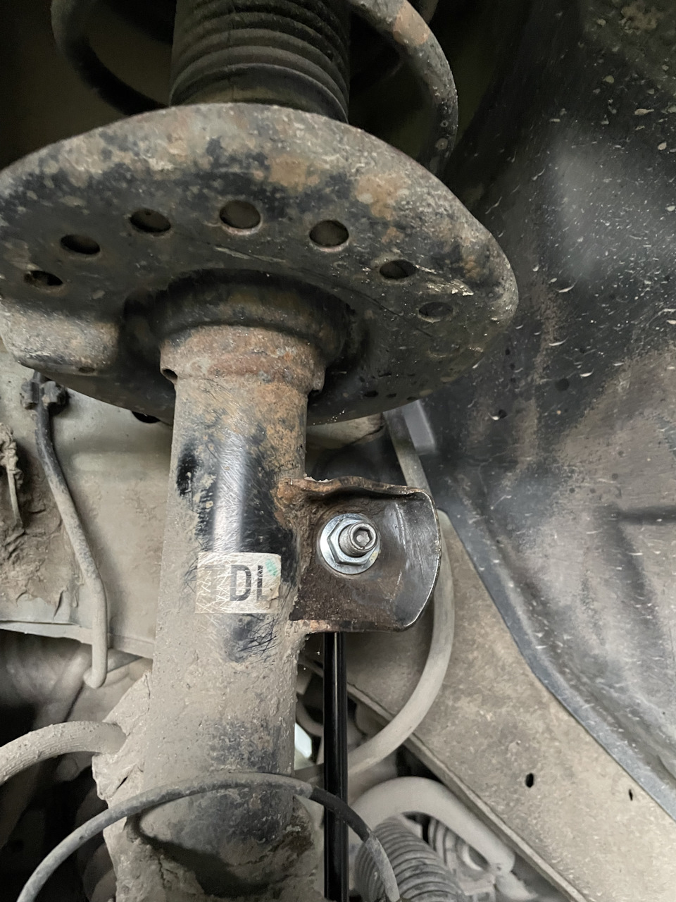 Замена рычагов и стоек — Nissan Juke (1G), 1,6 л, 2011 года | визит на ...