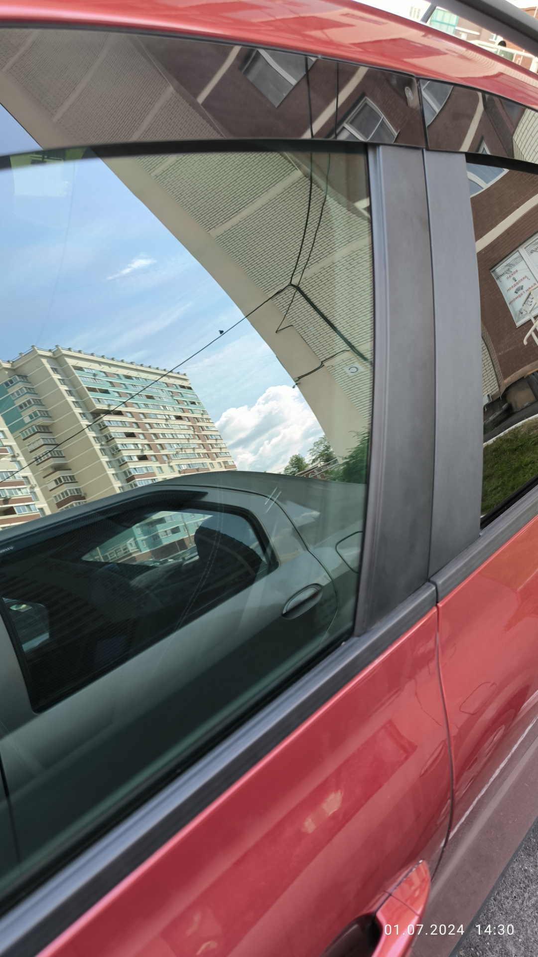 Атермальная пленка на передние боковые стекла в Arkana — Renault Arkana ...