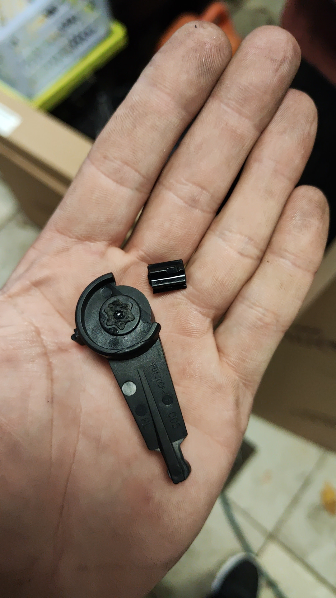 Сервопривод печки V159 (температура пассажира) — Volkswagen Caravelle ...