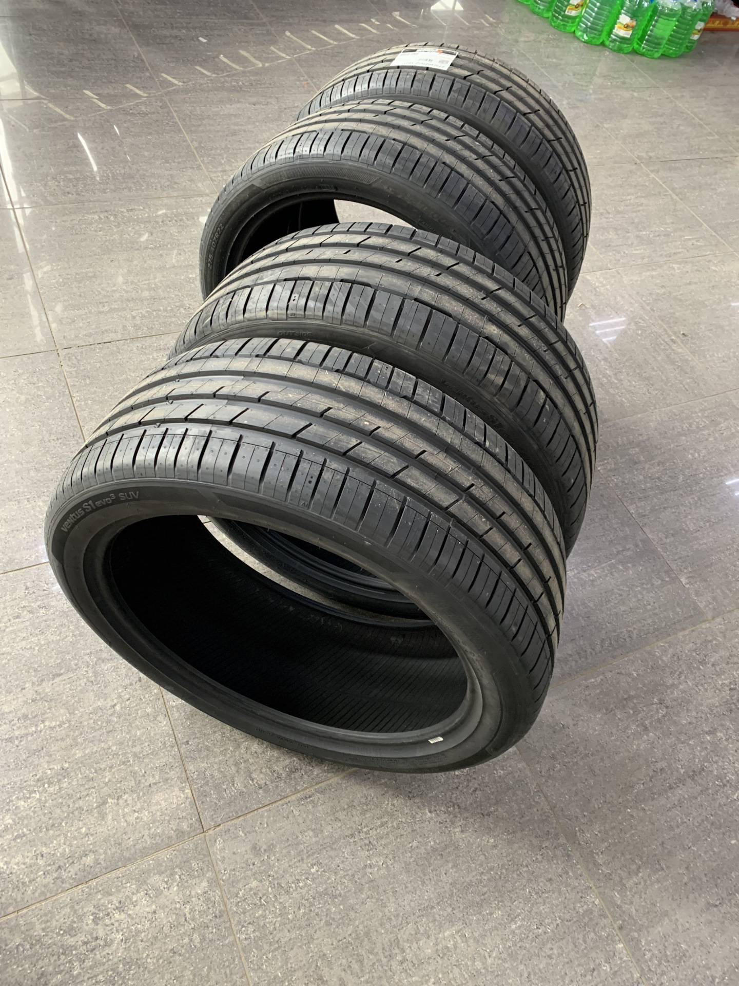 Забрал резину — Lexus RX (4G), 2 л, 2017 года | шины | DRIVE2