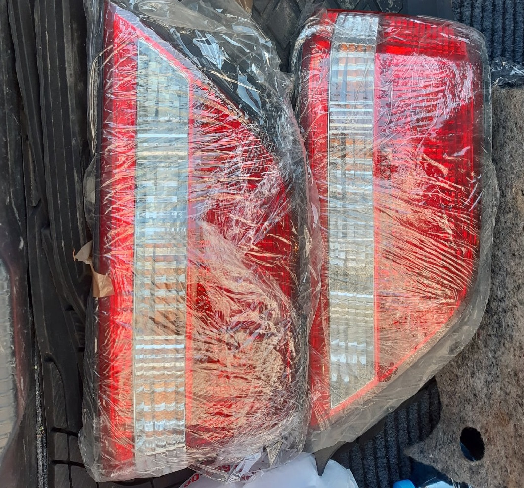 ЗАДНИЕ ФОНАРИ(СТОП СИГНАЛЫ) — Toyota Cresta (100), 2,5 л, 1996 года ...