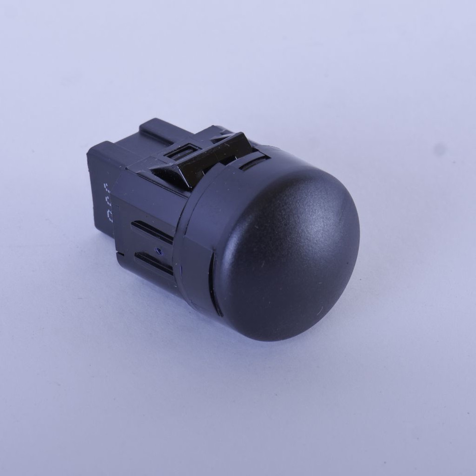 Установка датчика солнечной радиации — Lada Granta, 1,6 л, 2018 года ...