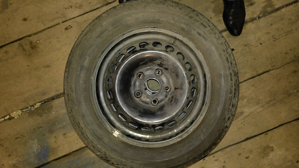 Шины всесезонные Michelin 195/65 R15, штампованные диски AUDI 6Jx15 ...