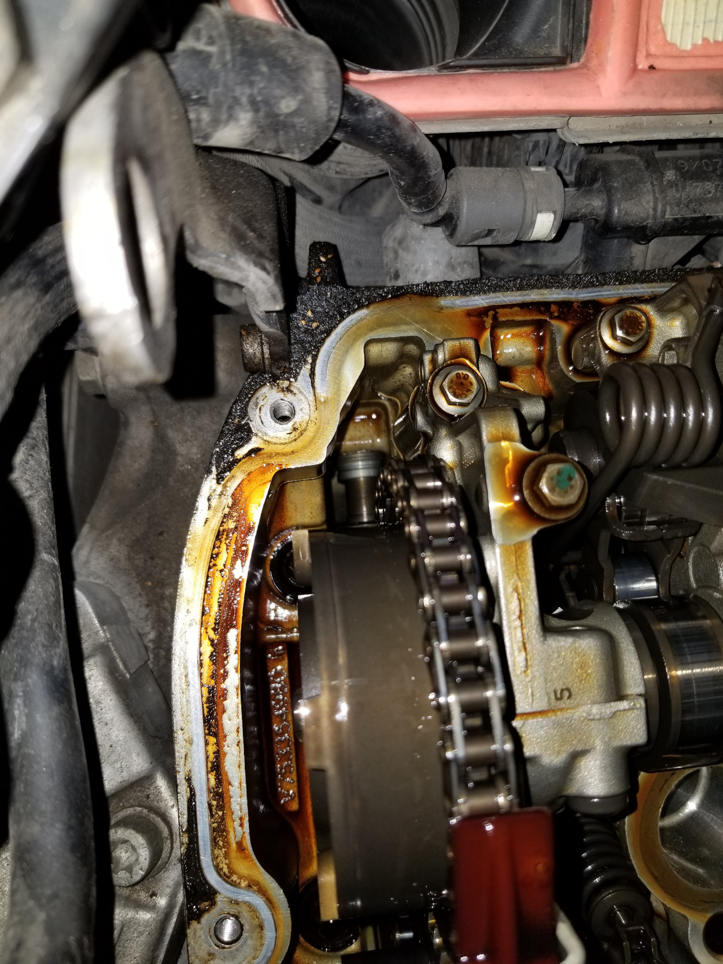 Замена прокладки клаппаной крышки! — Peugeot 308 SW (1G), 1,6 л, 2010 ...