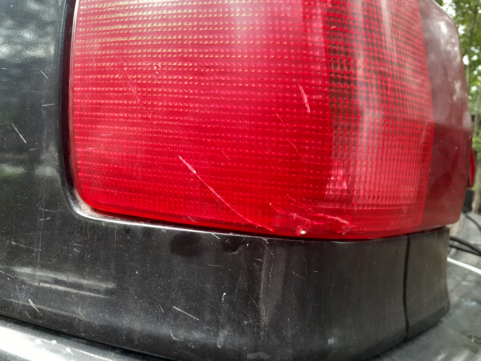 Заменил угловой фонарь увидел проблему — Audi 80 B4 2 л 1993 года своими руками Drive2