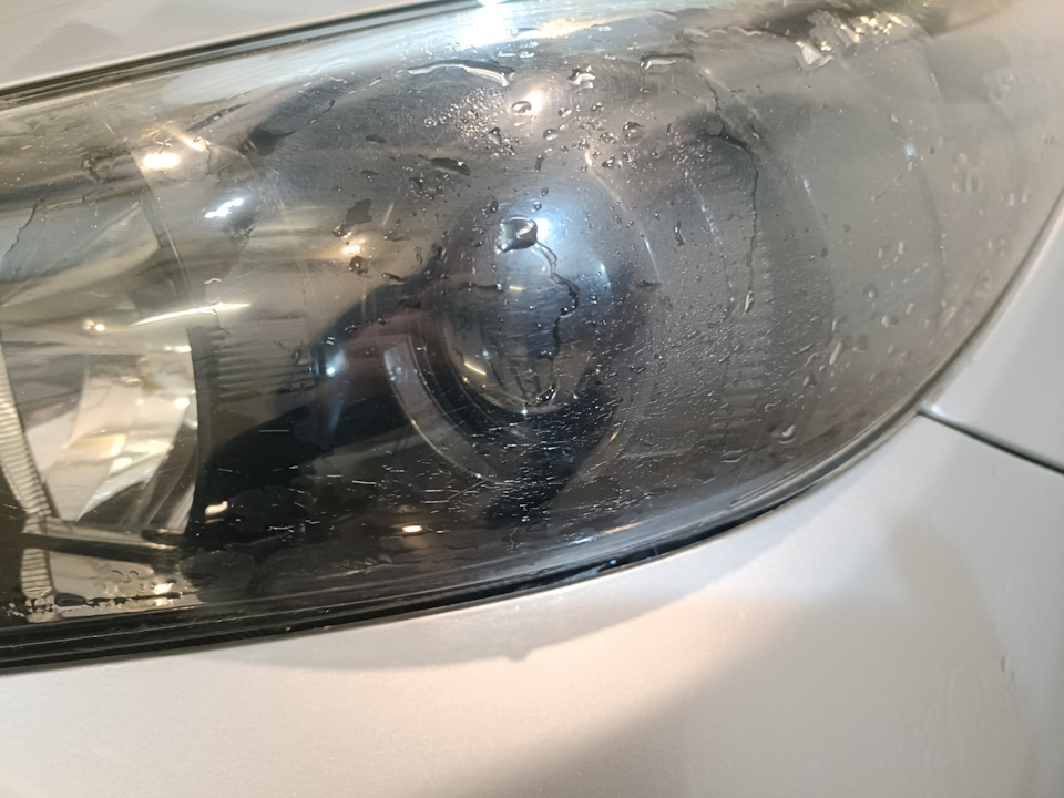 Химическая полировка фар — Toyota Wish (AE20), 1,8 л, 2011 года ...