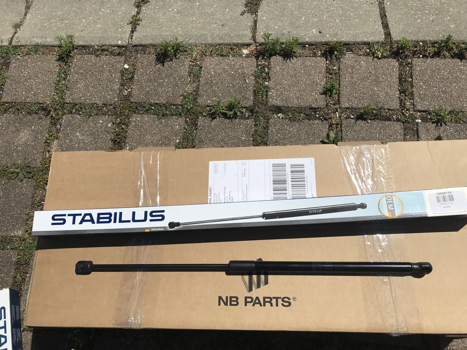 Газовые упоры крышки багажника Stabilus — Skoda Octavia RS A5 Mk2, 2 л ...