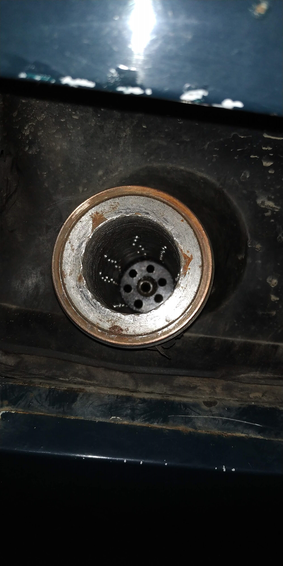 Бак с приблудой "Антислив" — DRIVE2