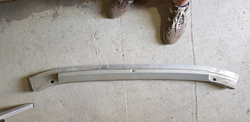 4L0807113A Усилитель бампера VAG | Запчасти на DRIVE2