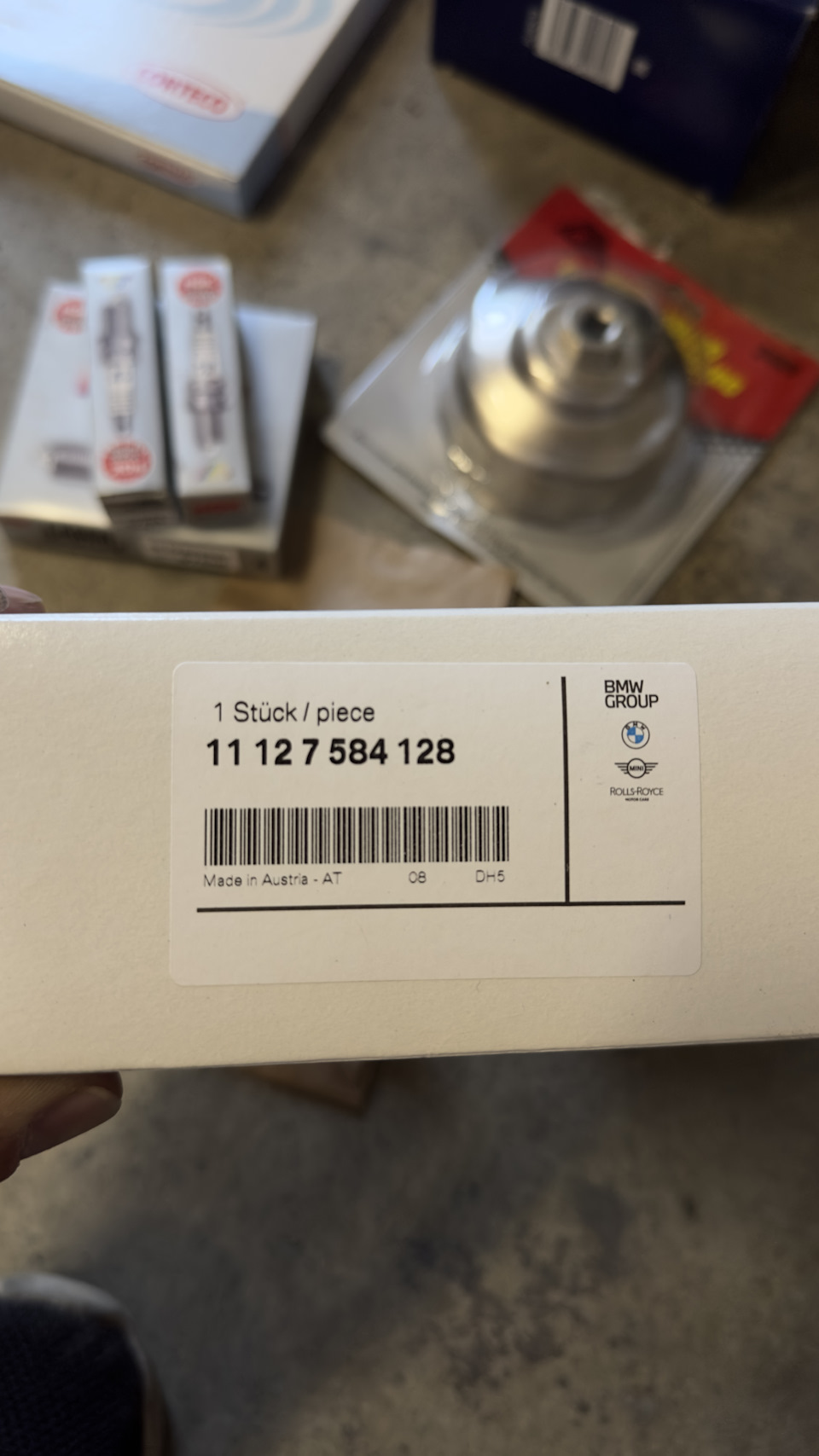 Замена клапанной крышки — BMW X5 (F15), 3 л, 2015 года | плановое ТО ...