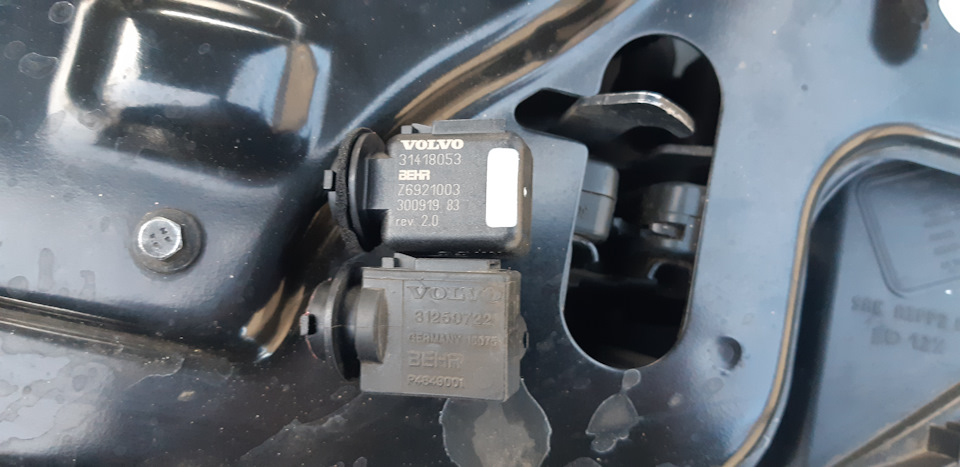 Да, чистому воздуху в салоне. И вопрос по дмрв. — Volvo XC90 (1G), 2,5 ...