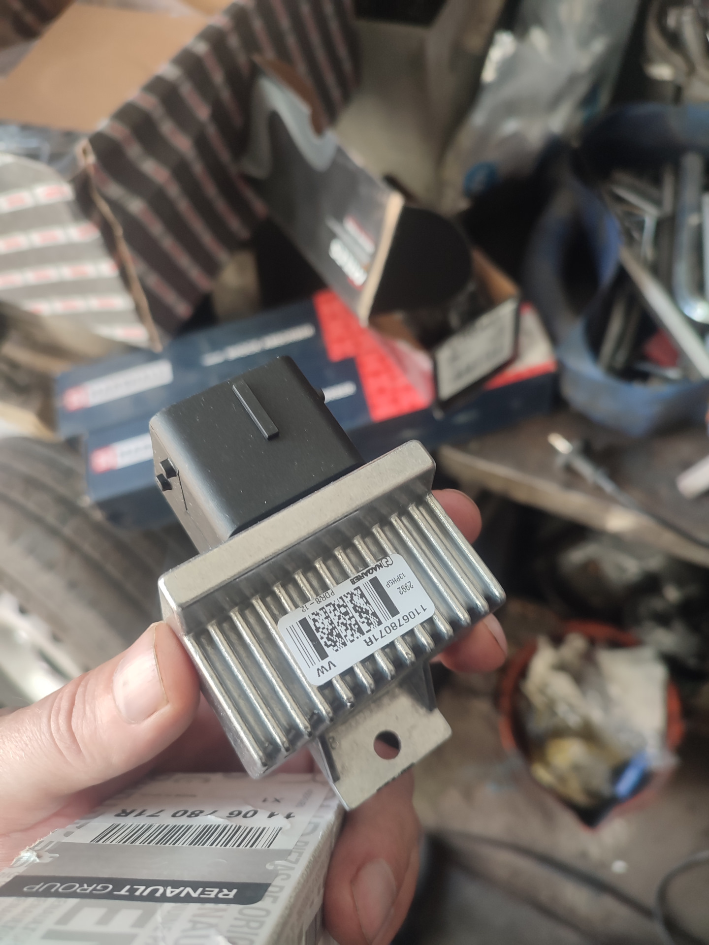 Df025 — Renault Master (3G), 2,3 л, 2016 года | запчасти | DRIVE2