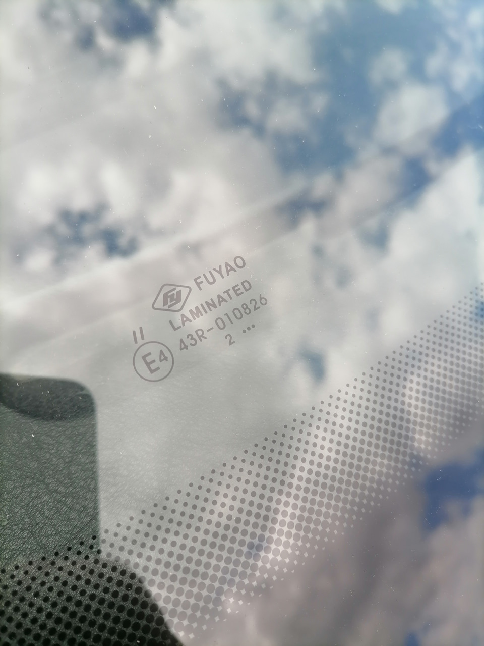 Замена лобового стекла — BMW 5 series (E39), 4 л, 1997 года | своими ...