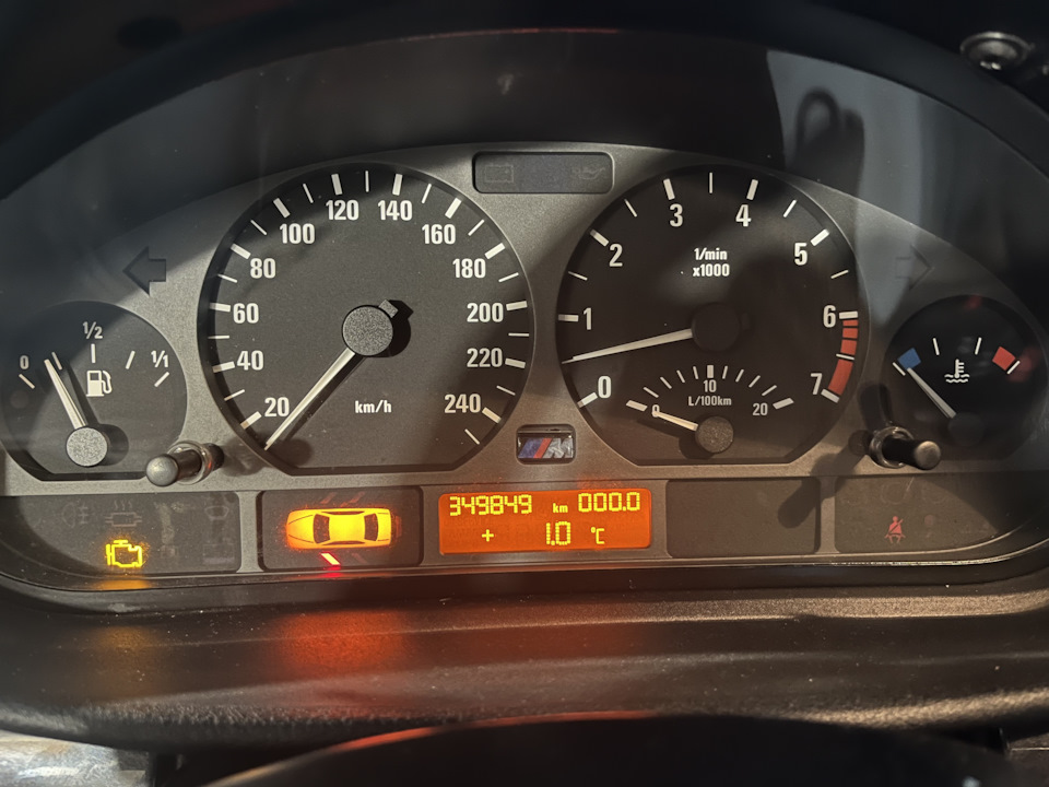 В поисках причины троения двигателя. Воздушный патрубок. — BMW 3 series ...