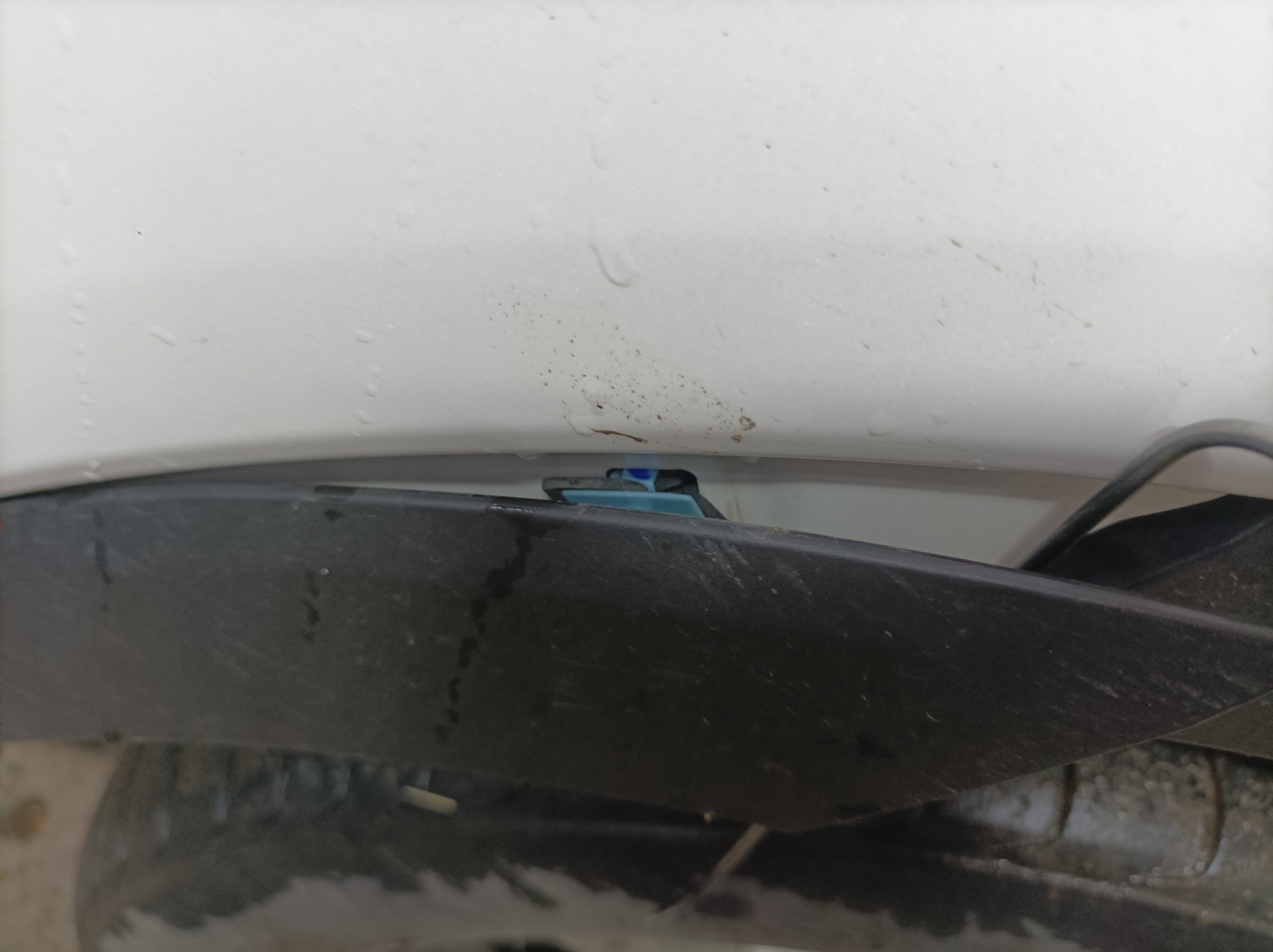 Мелочь — KIA Sorento (3G), 2,2 л, 2017 года | другое | DRIVE2