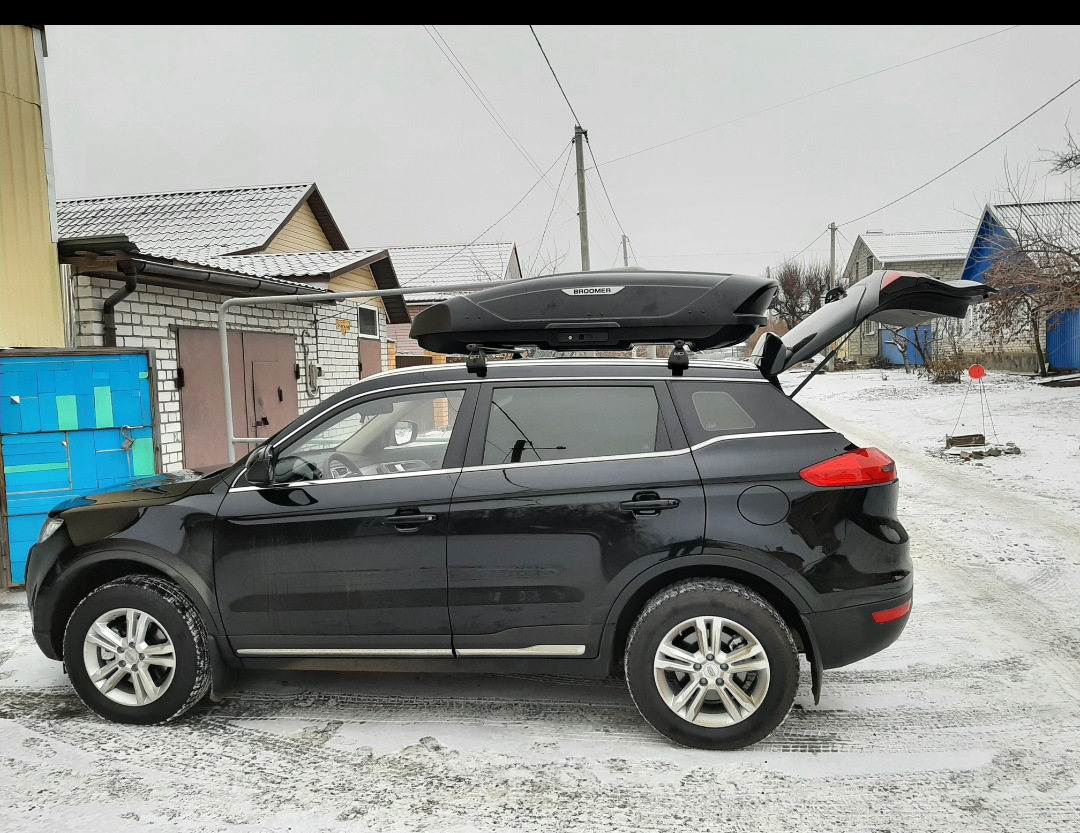 Чемодан на крышу-автобокс. — Geely Atlas (1G), 2 л, 2019 года ...