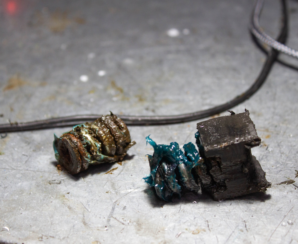 ЧЕМ СМАЗАТЬ ОГРАНИЧИТЕЛЬ ДВЕРИ Сухое антифрикционное покрытие Unevix — Unevix Plastic Auto на